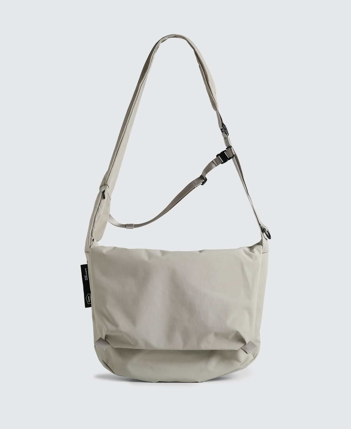 bitplay Essential 6.5L Messenger Bag- Grey